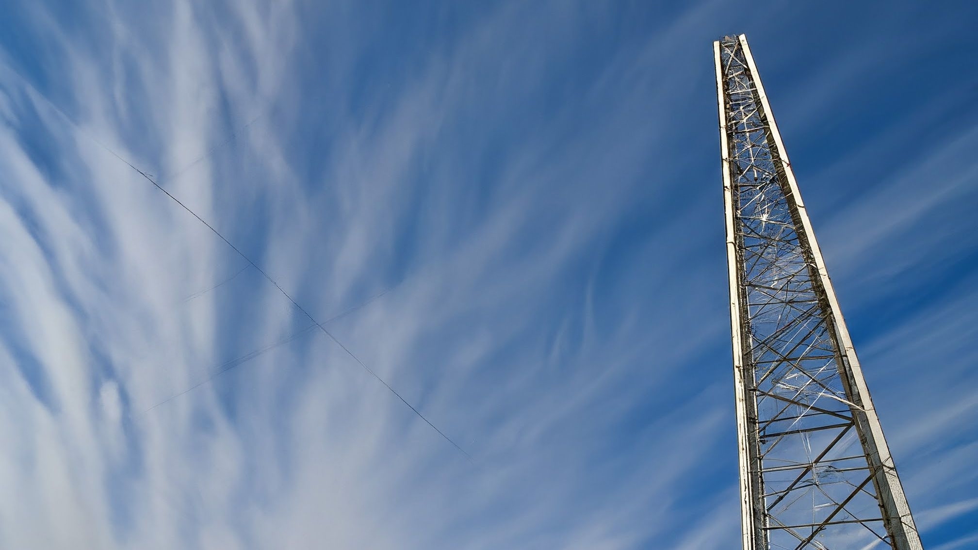[Corpoelec denuncia ataque a torres eléctricas en Carabobo: ¿Qué está ...